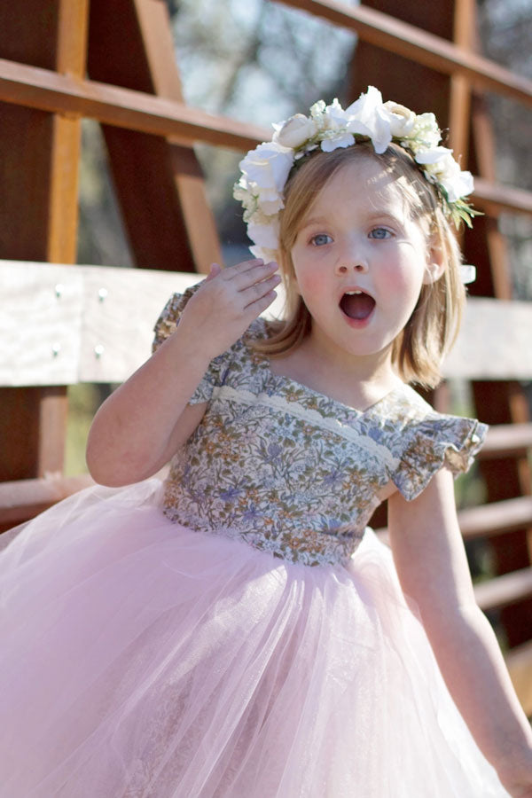 Isobel Collection – Violette Field Threads