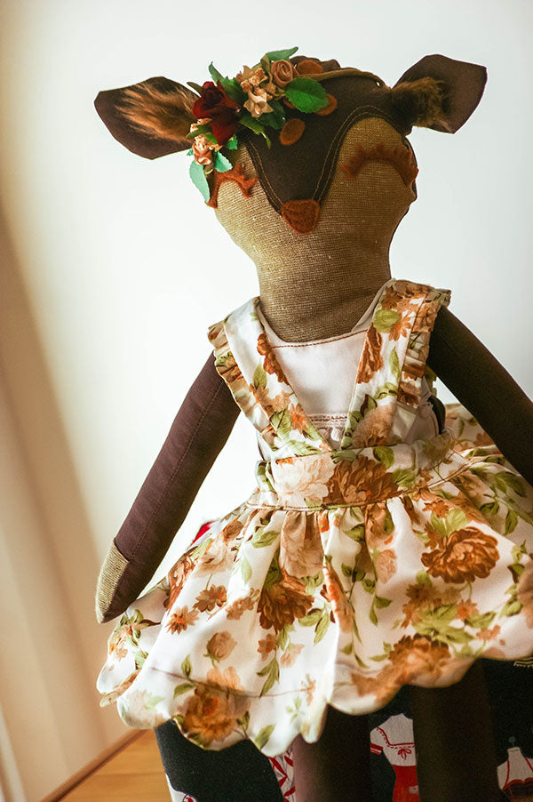 Lottie Doll Pinafore – Violette Field Threads